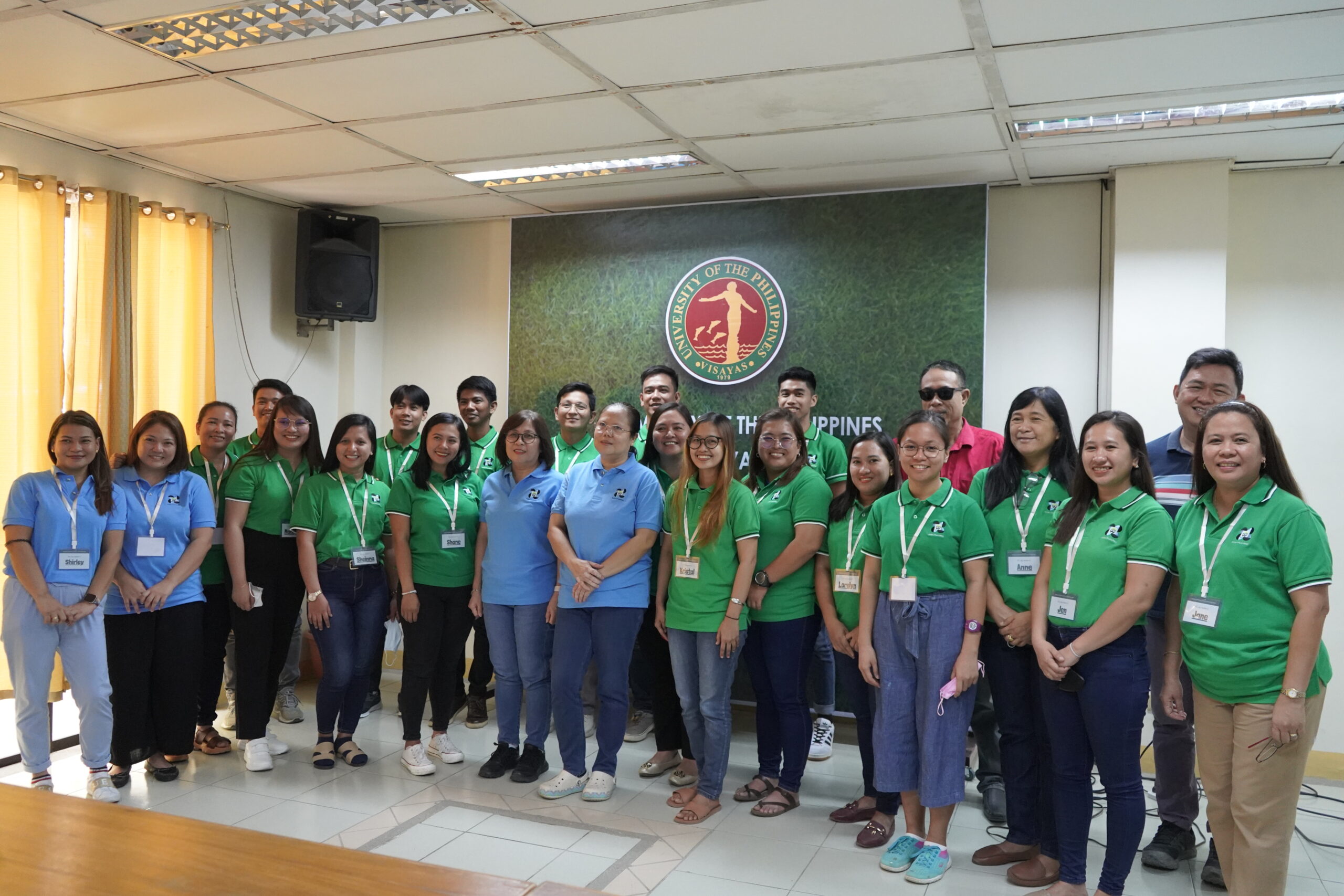 UPV-CFOS, DOST PCAARRD-IARRD conduct training on hatchery production of ...